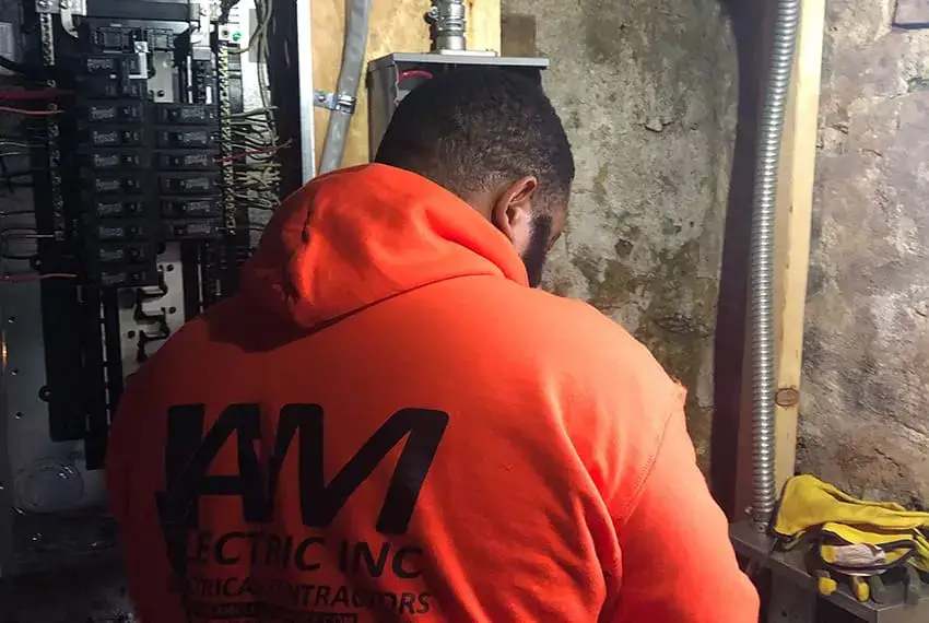 AM Electric | Electrician Contractors Philadelphia, PA 19132